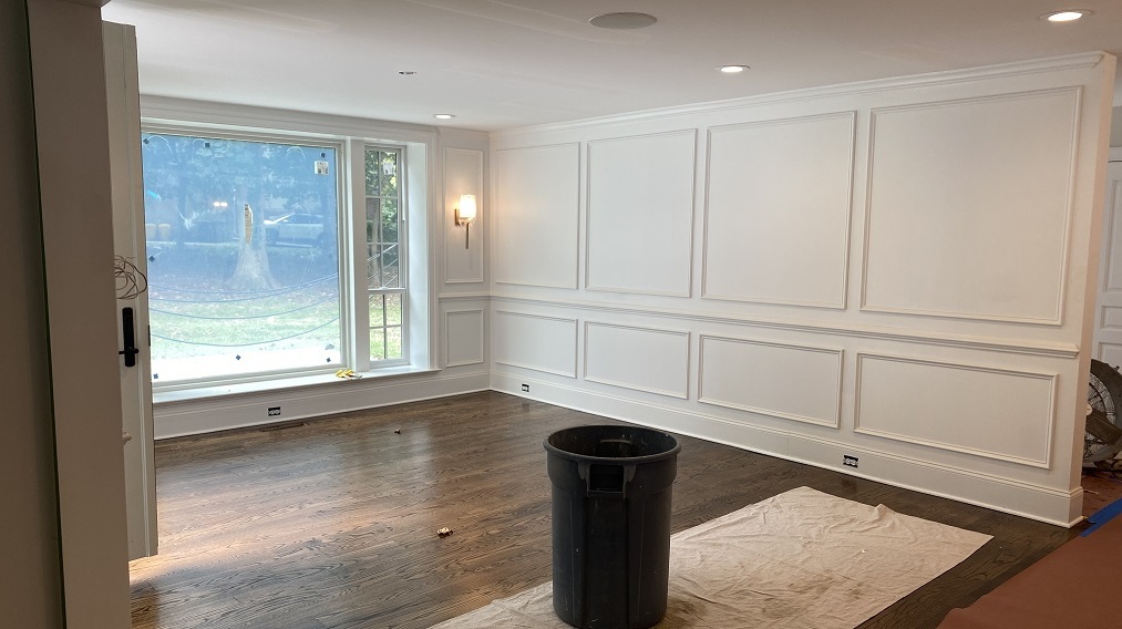Dining Space Staging Transformation - Main Line